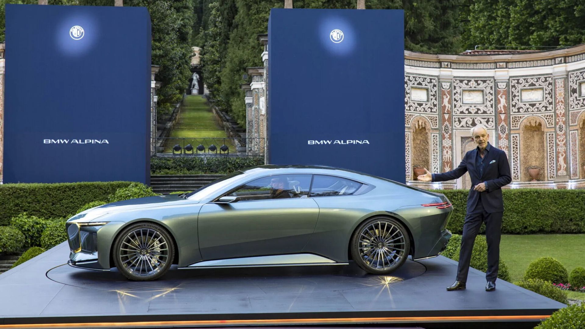 BMW и Alpina. Истребитель Су-57Д. Квадрокоптер с винтовкой.