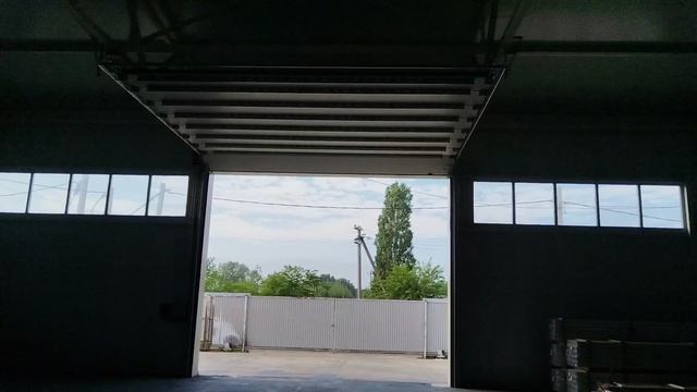 Автоматические промышленные ворота