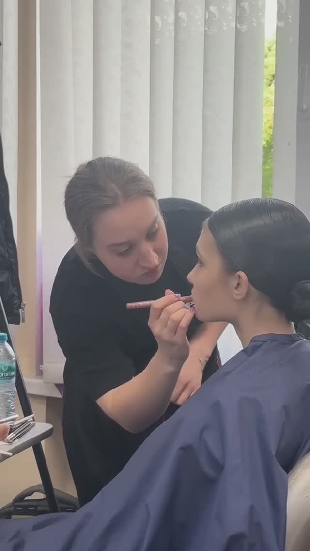За кулисами гала-показа конкурса молодых дизайнеров одежды «Дыхание весны» в СПбГУПТД