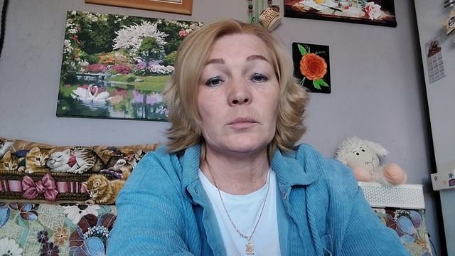 Сама не сходишь-никто не пошевелится.