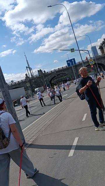 Скандинавская ходьба, спорт, один день в Москве, Московское долголетие, прочтите описание к видео