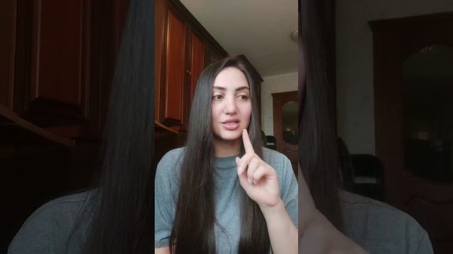Ната. «Я не умею жить. А придётся»