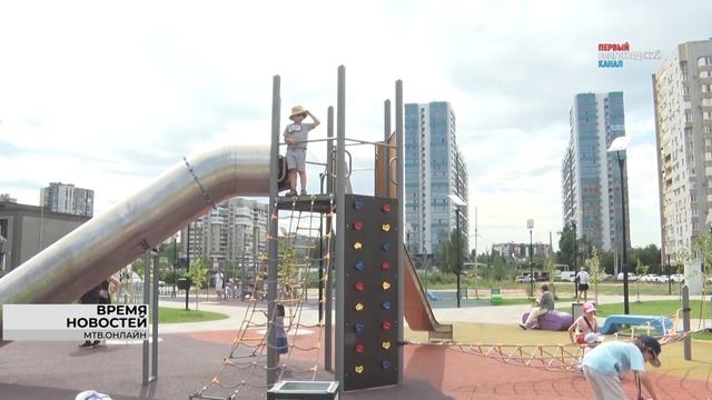 В Волгограде в парке Героев-летчиков приступили к формированию газонного покрытия