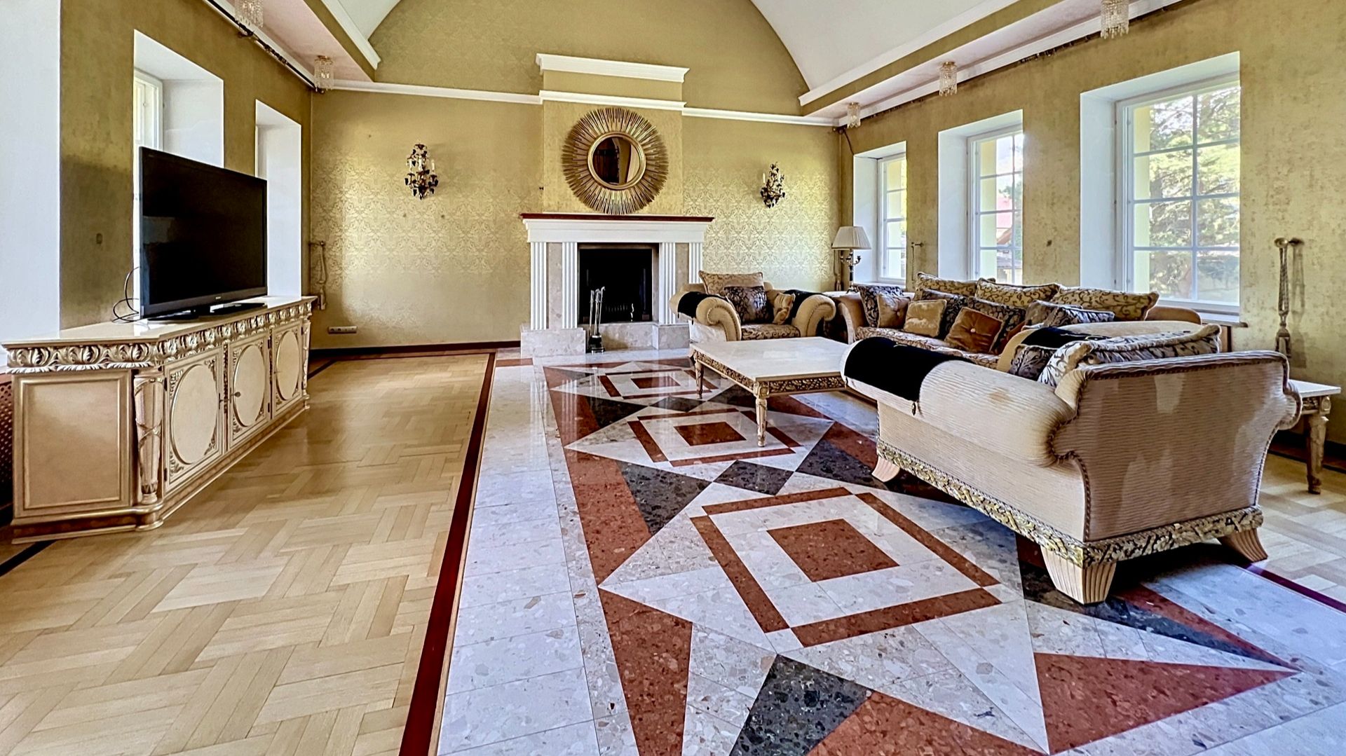 Большой светлый дом с дизайнерским ремонтом! Аренда дома, 850 м² (ID 47764)