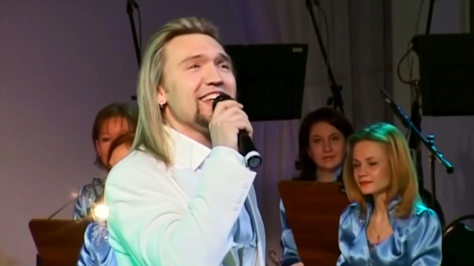 Пётр Елфимов - Музыка грёз («Песни возвращаются», 29.03.2013 г.)