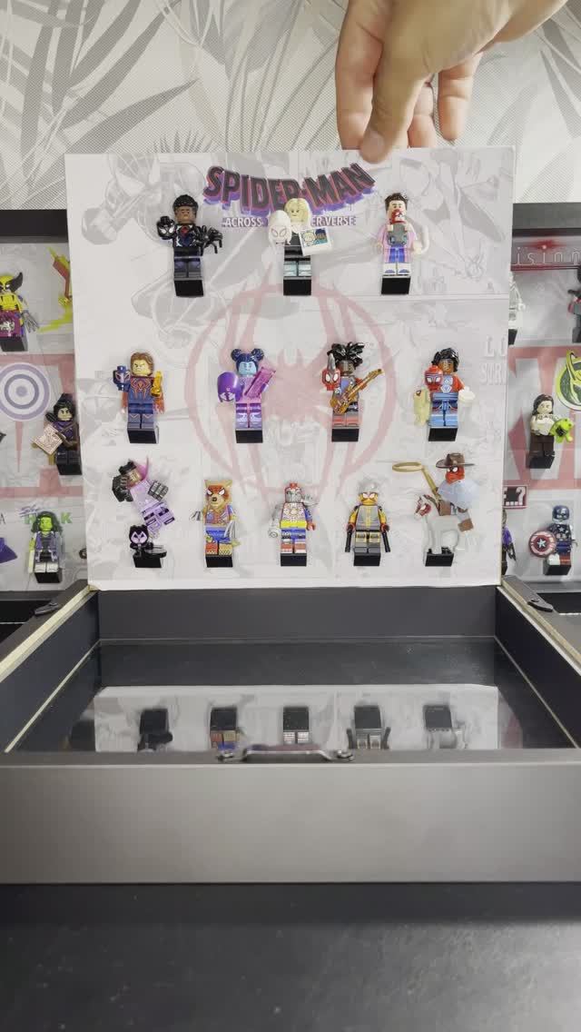 💭My complete collection of minifigures lego in a cool frame (SpiderVerse)