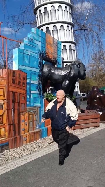 Барецкий Стас в Диснейленде 🎈