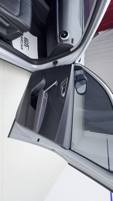 Audi Q2 L 9632