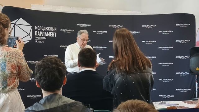 [Евгения Царегородцева] - Измайловский кремль. Вступительная лекция Павла Тулаева