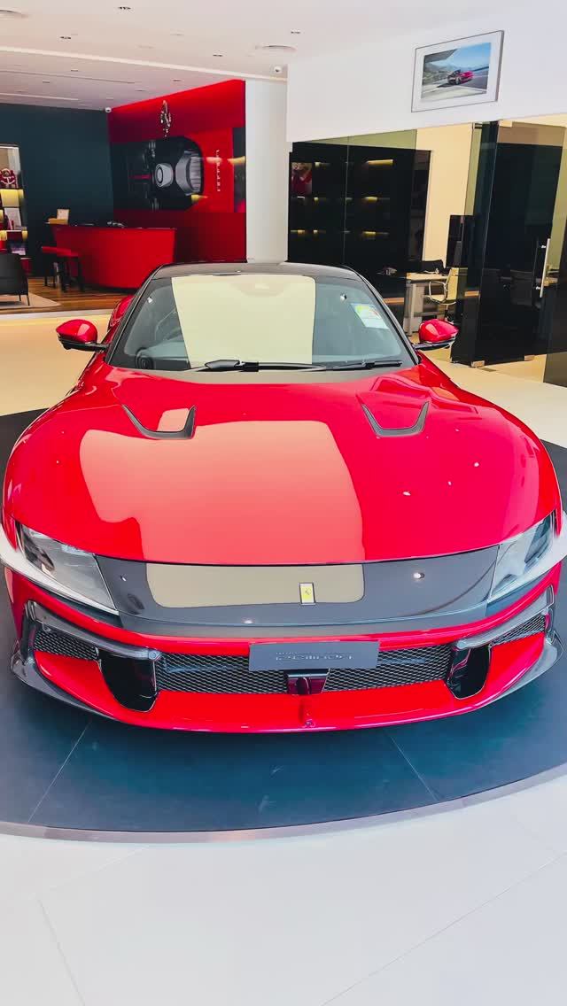 Ferrari 12Cilindri | Без турбин. Без гибридов. Последний настоящий V12 от Феррари