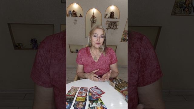 👌Стрельцы. Прогноз на июнь + руна талисман.🙏