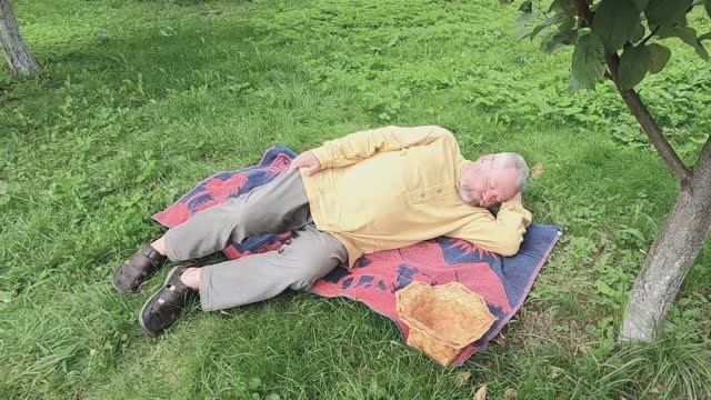 Маргиналы нашего времени. Полный метр