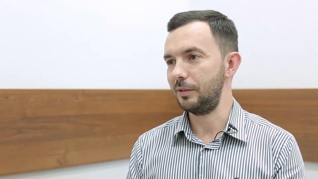 Эксперт по кредитной работе Коннов Владимир о работе в Прио-Внешторгбанке