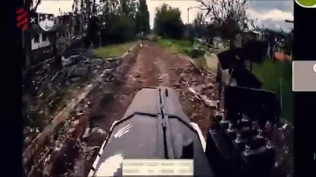 Эвакуация раненного в бронированной капсуле