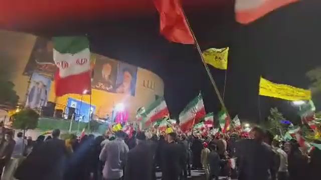 Иран - Непобедим! 86 ночей жители города Эрак показывали это, 25 мая 2026 года