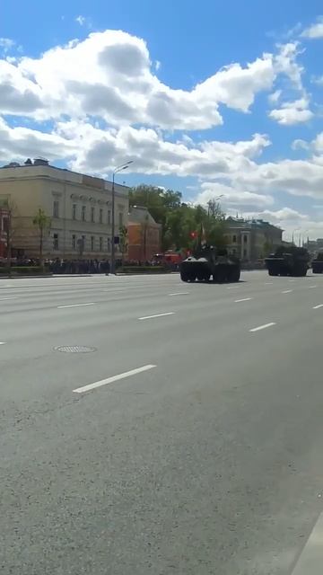 Военная техника на Садовом кольце после  парада. Москва - День Победы 9 мая Фрагмент 24