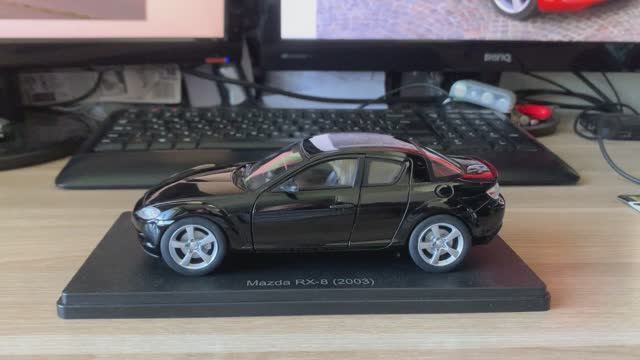 Обзор модели Mazda RX-8 (2003) в масштабе 1/24 от Altaya