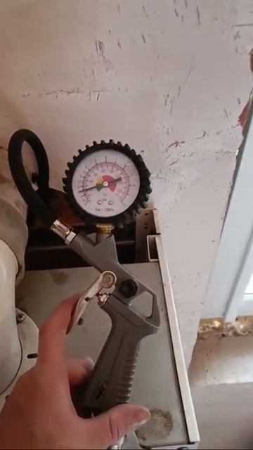 Как прокачать бак в котле??