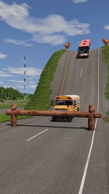 Городские автобусы и школьный автобус против ловушки из брёвен — BeamNG.drive! #shorts