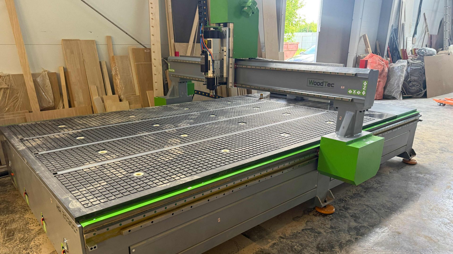 Видеообзор WOODTEC HA 2030 С станка у клиента в г Мытищи после сборки и настройки