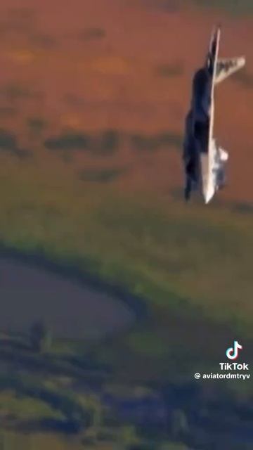 Невероятные манёвры СУ-57 попали на видео!