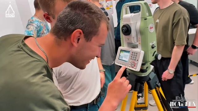 Не только лекции и конспекты — будущие строители погрузились в  атмосферу инженерной практики!