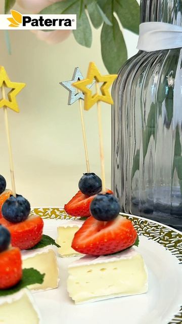 Канапе с клубникой и сыром бри🧀🍓