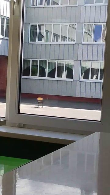одинокий стул