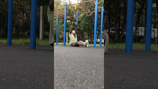 Подтягивания в TRX: №1 Ноги на полу и согнуты;  №2 Прямые ноги на полу; №3 Уголком + варианты хвата