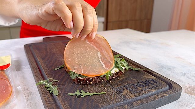 Эстетичный перекус: бутерброд с руколой и балыком РЕМИТ