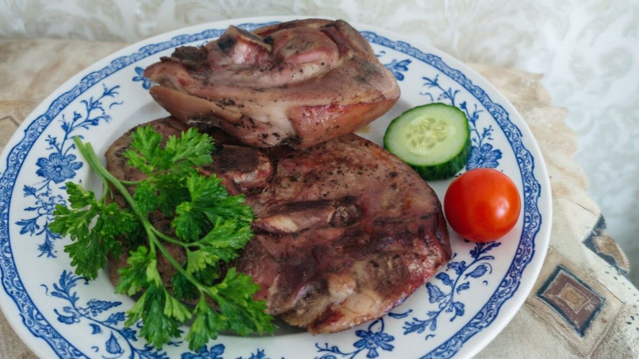 Свиная рулька в маринаде 🍺 Мясо тает во рту! Секретный рецепт