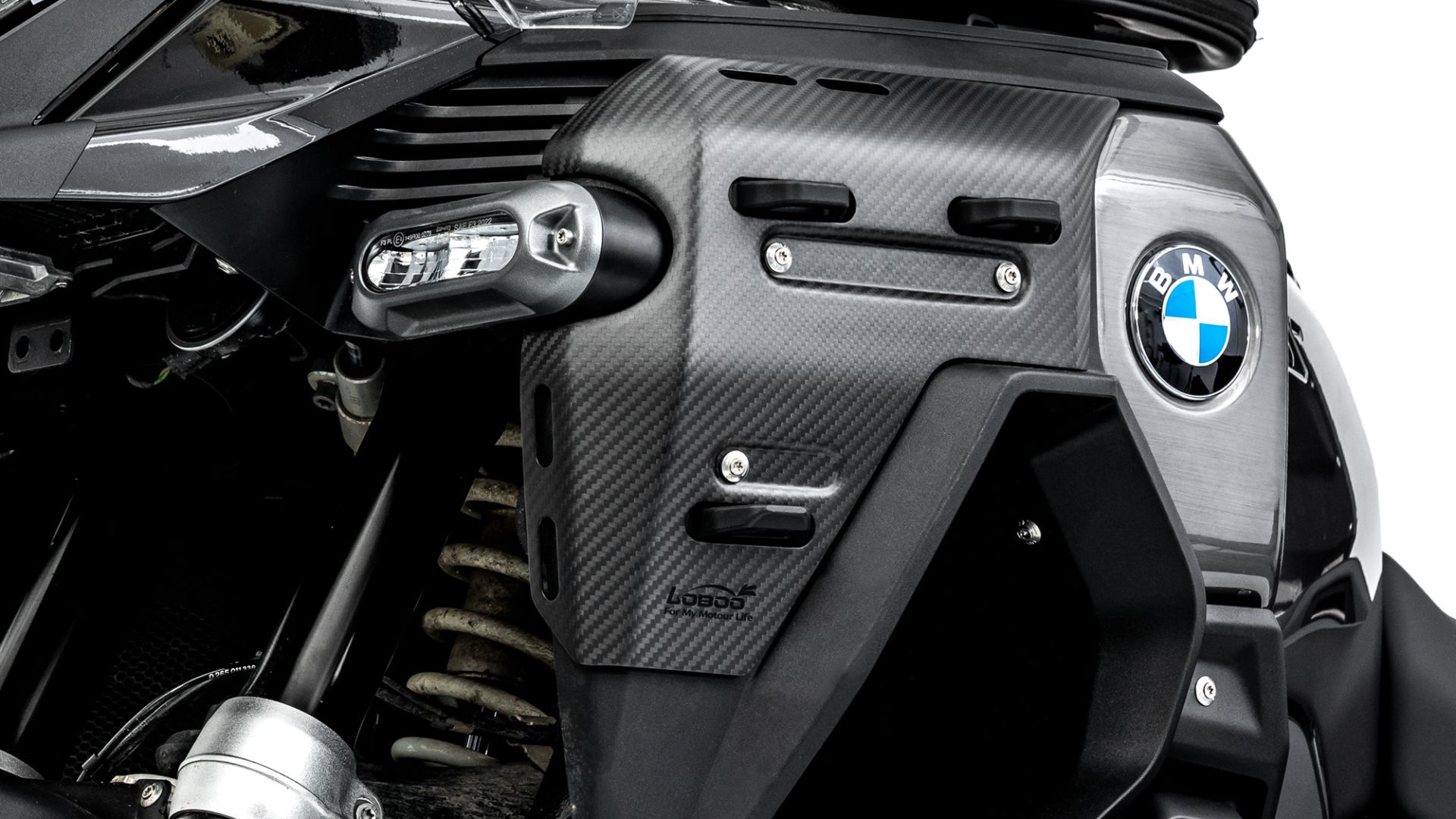 LOBOO CRC151-M Комплект матовых карбоновых накладок радиатора BMW R1300GS ADV