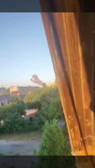 Таганрог. Две ракеты прилетели по военному аэродрому