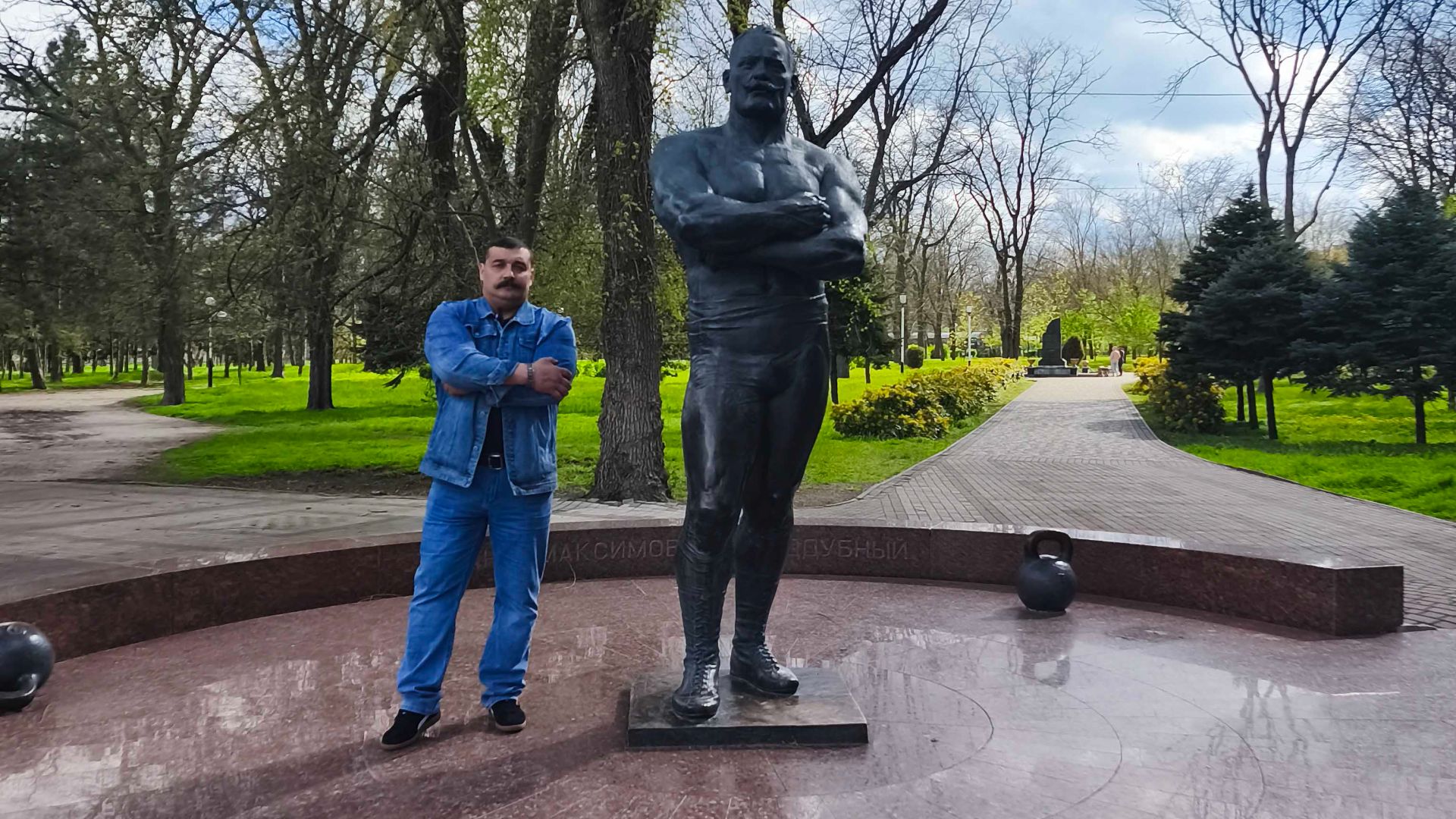 Дмитрий Халаджи приглашает в Ейск