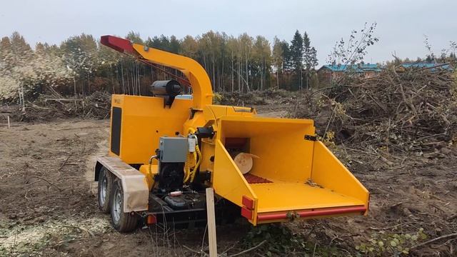 Измельчитель древесных остатков Topmatic CH-400B