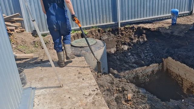 Подготовка к установке септика в обводненный грунт + монтаж опалубки (Часть 5)