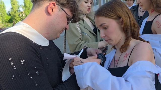 В последние дни учёбы выпускники 11-х классов отмечают «День непослушания»