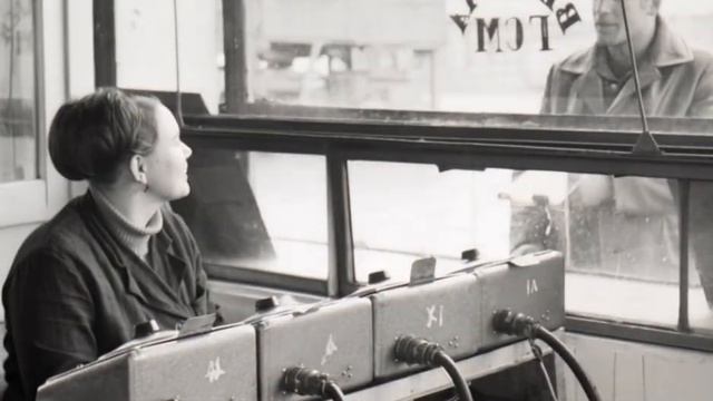Автозаправки до присоединения к компании были окошечного типа, 1960-е гг. // Белоруснефть