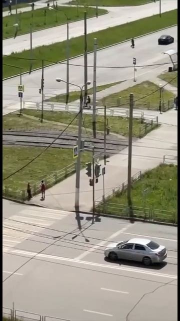 я болела за скутериста