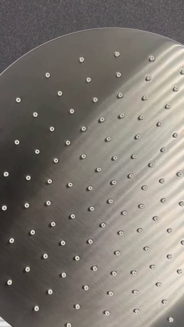 Верхний тропический душ Remer 359MM30GMX 30 см в оттенке «Оружейная сталь PVD» 🚿🖤