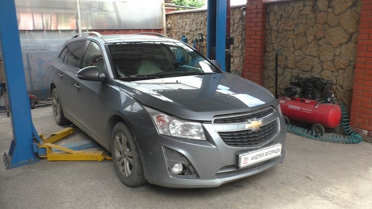 Замена маслосъемных колпачков на Chevrolet Cruze 1,8 Шевроле Круз 2015 года 1часть