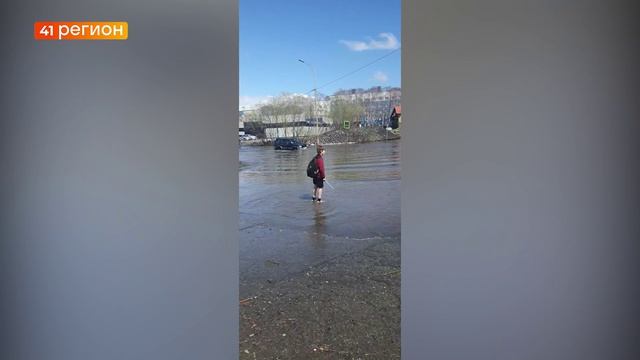 ГРУНТОВЫЕ ВОДЫ ВЫШЛИ В МИКРОРАЙОНЕ «СЕВЕРО-ВОСТОК» СТОЛИЦЫ КАМЧАТКИ • БЕЗ КОММЕНТАРИЕВ