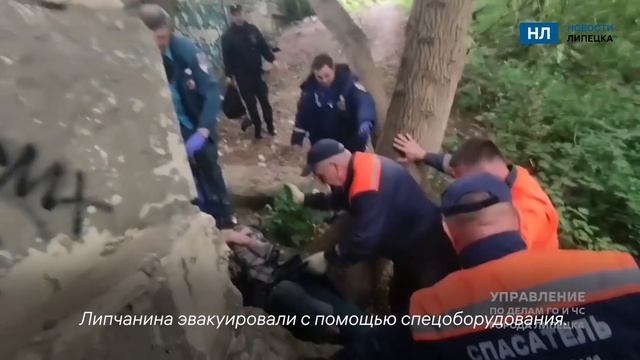 В Липецке мужчина сорвался с 20-метрового обрыва в районе Каменного лога