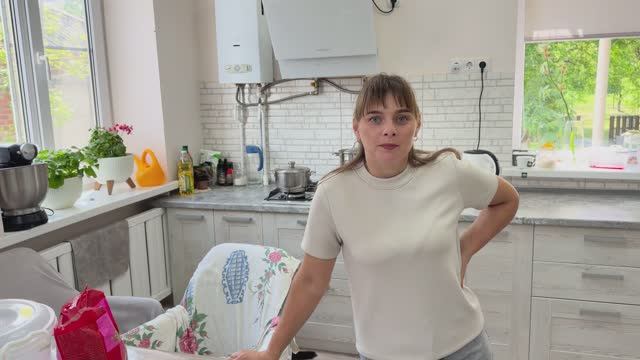 Муж нашел способ косить траву в 5 раз быстрее! Показываем лайфхак с триммером и наши закупки.