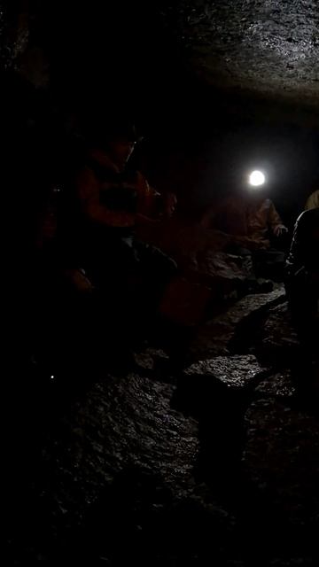 В пещере #cave — смотреть короткие видео (Shorts) от АЖэ в хорошем ...