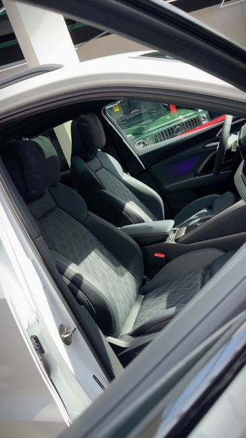 В продаже Audi Q5 в белоснежном цвете!