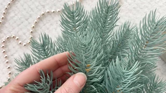 Ветка хвойная КРЕМЛЕВСКАЯ ГОЛУБАЯ, хвоя 100% литая РЕ, 30 см, ВКРГ-30