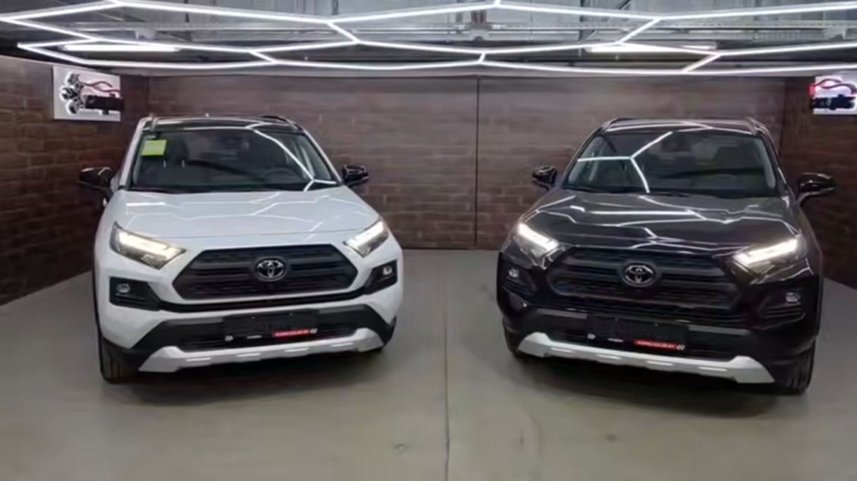 В наличии Toyota RAV4 XA50
