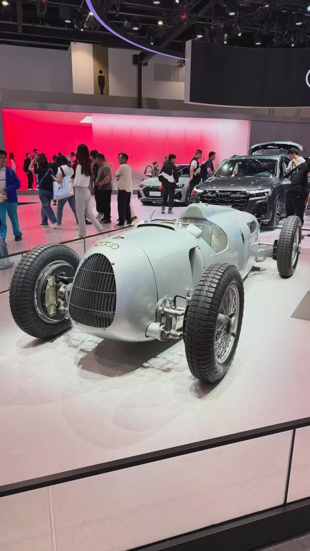 Auto Union Type C — гоночный V16 из 1930-х, который звучит как авиационный мотор