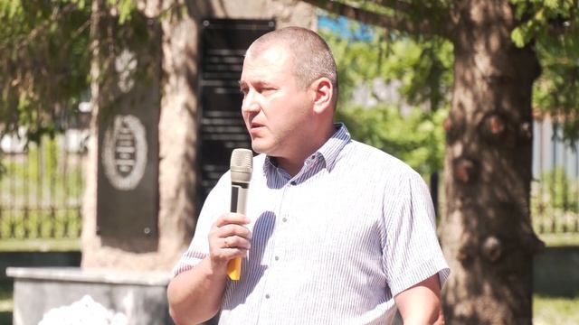 В Каменске-Уральском простились с погибшим Денисом Степановым. Панорама 29.05.26